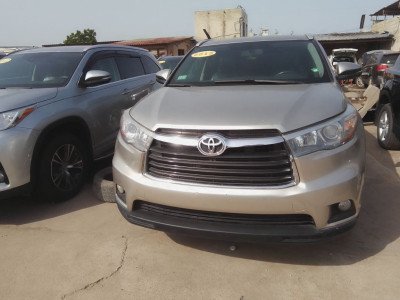 Centre Auto Togo | Vehicules d'occasion Lomé et Togo